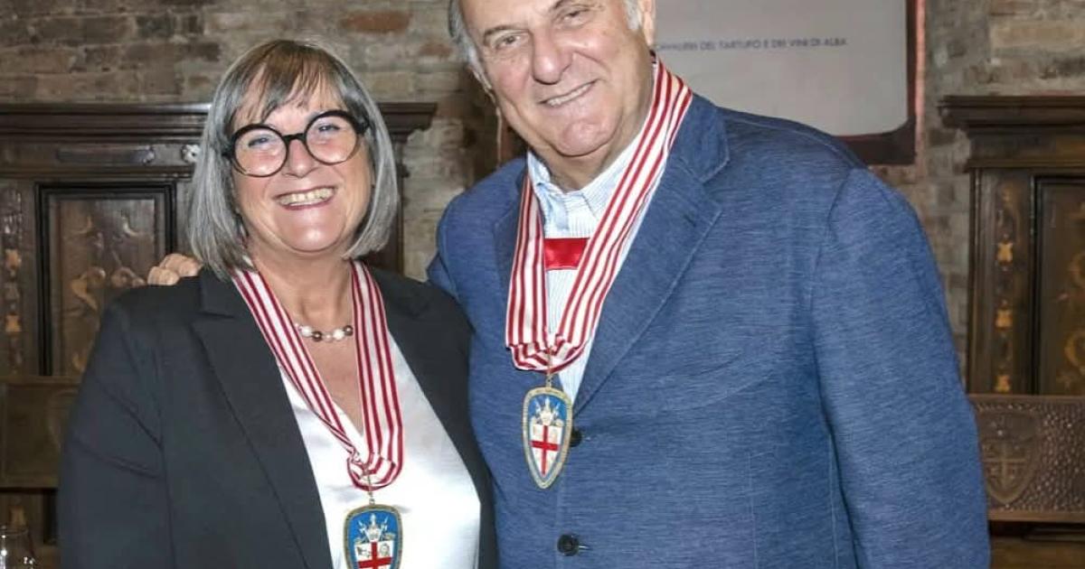 Farigliano: Anna Maria Abbona premiata... assieme a Gerry Scotti! - La Provincia Granda